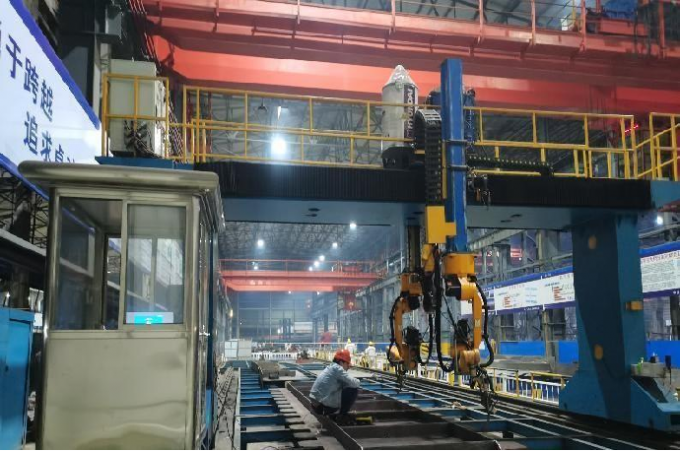 Intelligent Welding Robot System With Gantry 7th 8th 9th Axis 2 Robots ...